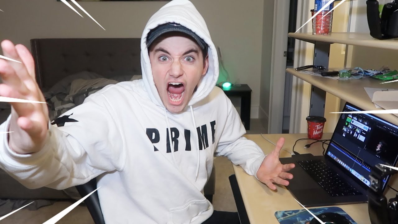 ANNOYING STROMEDY while he EDITS .... ( greatest FREAKOUT EVER ) - YouTube