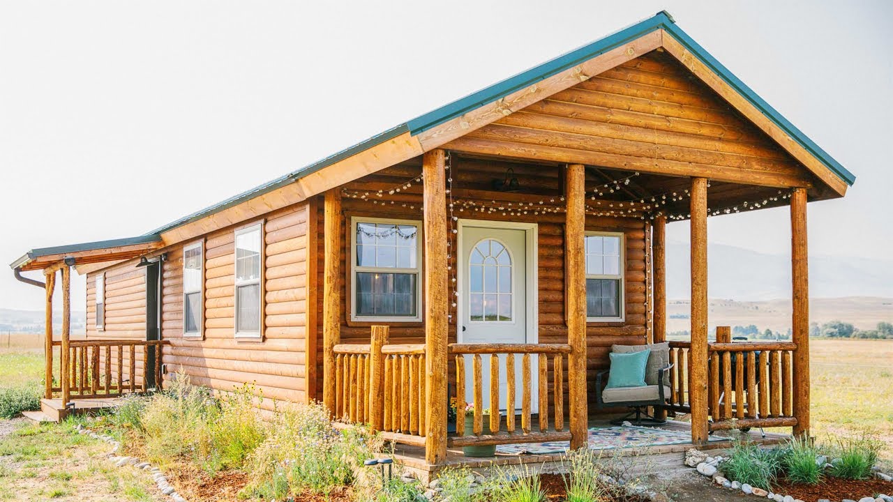 Paradise Valley Cabin by Chico & Yellowstone Park | Lovely Tiny House ...