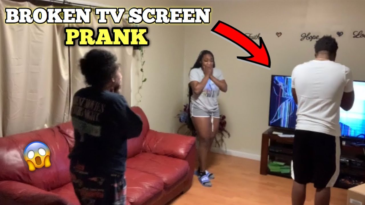 Broken Tv Prank On Mom Must Watch 😱😱😂 Youtube