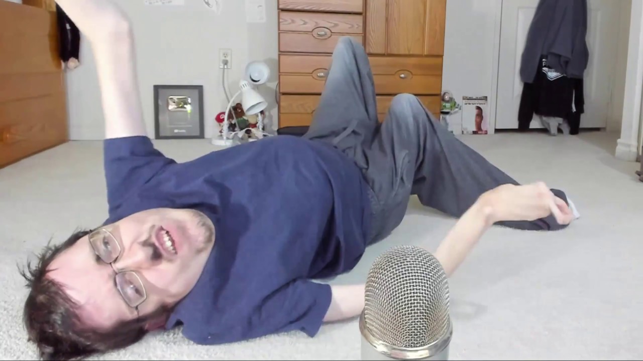 Bodies Hit The Floor 🙆 Ricky Berwick Youtube