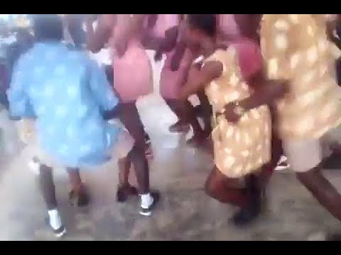 SHS BOY TWERK AND GRIND SHS GIRL - YouTube