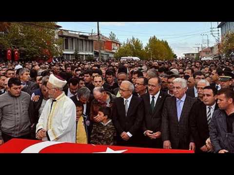 Gül Ahmet Yiğit *Kadersiz Asker