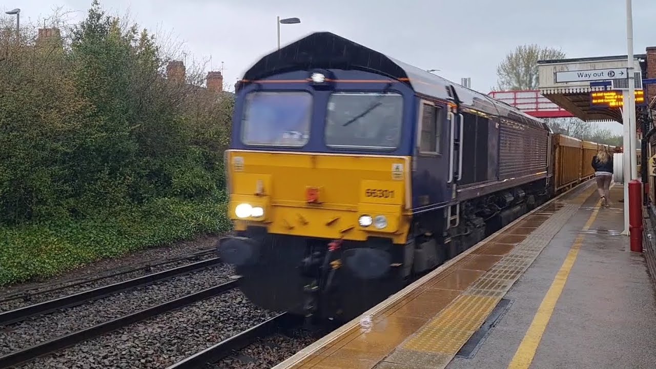 GBRf 66301 - still in DRS Livery - YouTube
