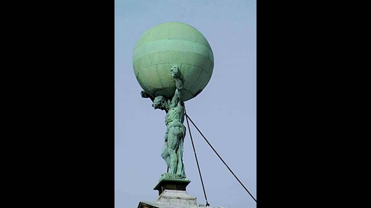 Concave Earth maps and Atlas statues /Paleis op de Dam in Amsterdam ...