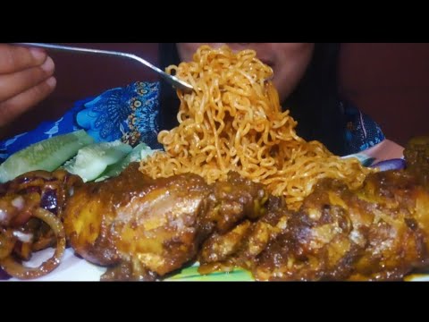 SPICY YIPPEE NOODLES WITH SPICY CHICKEN🍲🍗🍗/BMR ASMR - YouTube