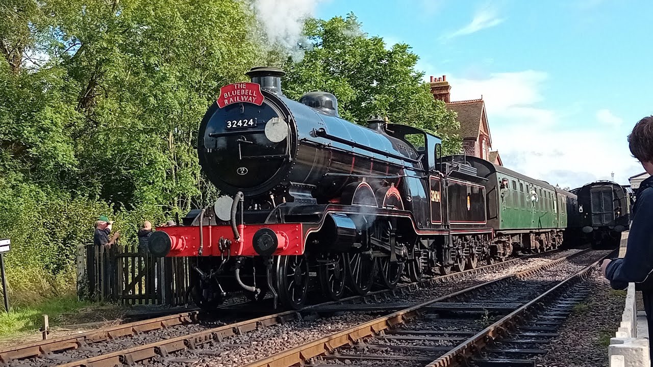 Beachy Head is Resurrected | First Season in Service for No 32424 on ...