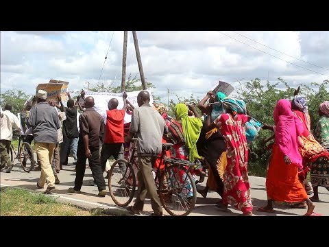 A Section Of Farmers At Hola Irrigation Scheme Demonstrate Over Alleged ...