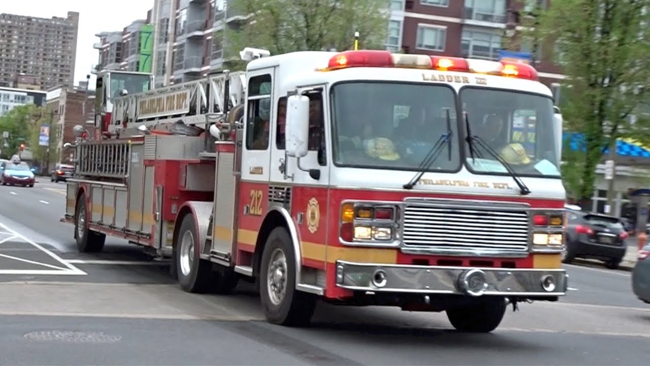 PFD Ladder 23 Responding - YouTube