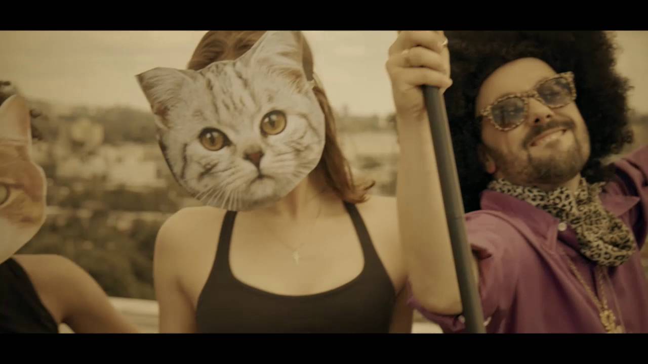 Bengee - Pussycat Lova (Mike Ward Show - Jean-Thomas Jobin) - YouTube