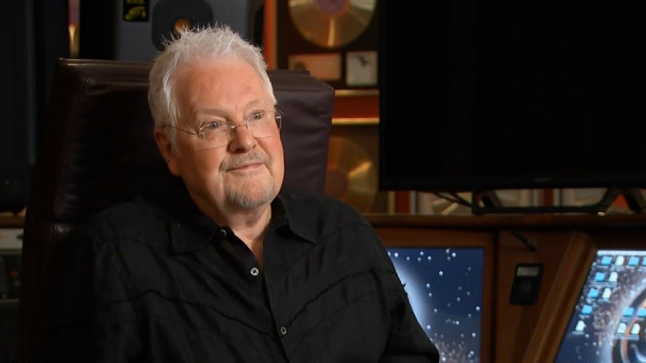 13th Floor MusicTalk with Little River Band's Graeham Goble - YouTube