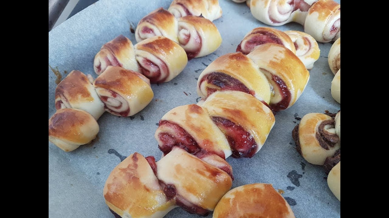 Kifle Me Nutella dhe Recel - YouTube