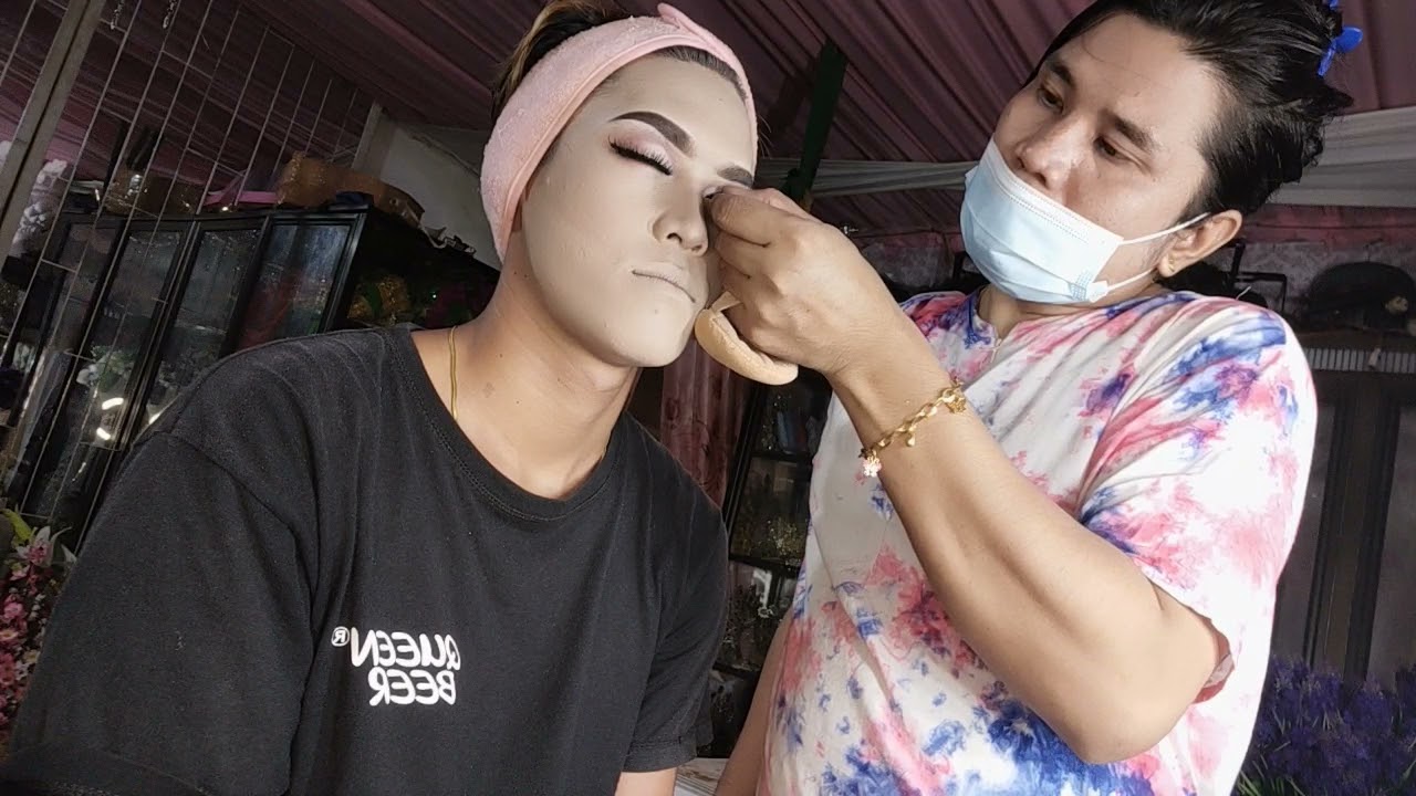 MAKE UP COWO JADI CANTIK!!! KOK BISA YAA - YouTube