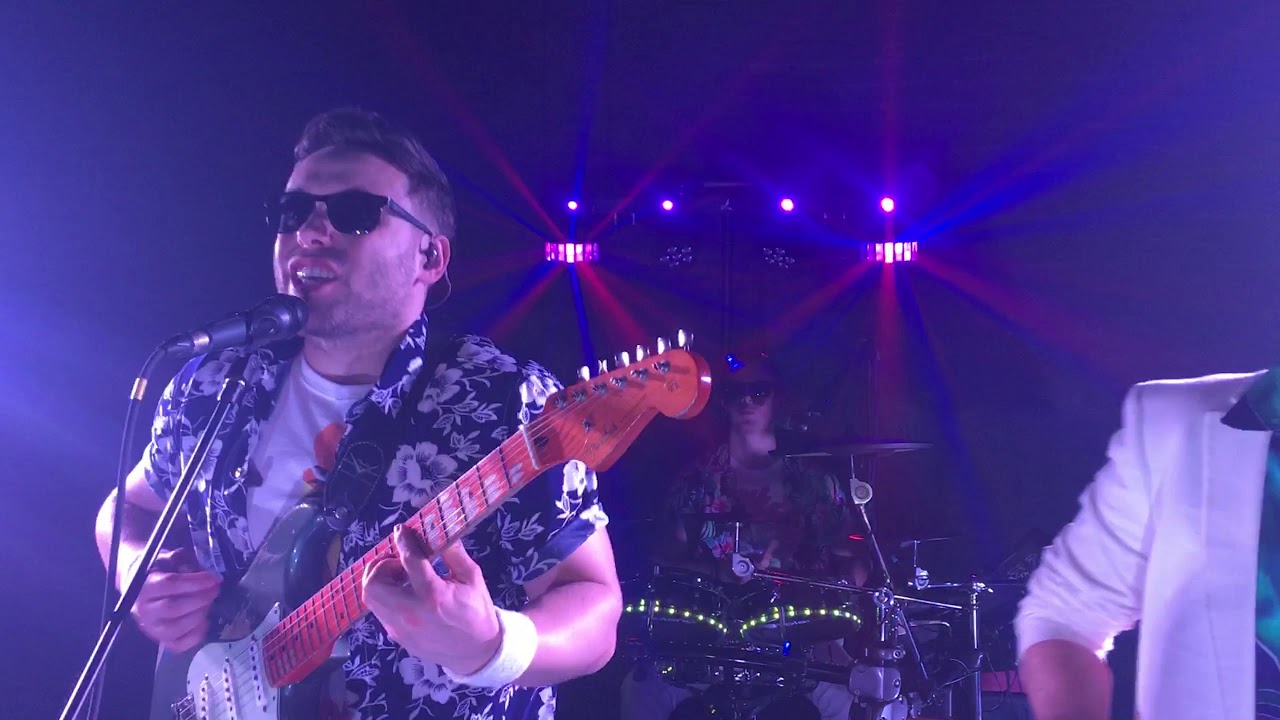 High End Premier 80s Band | Miami Wave - Gold - YouTube