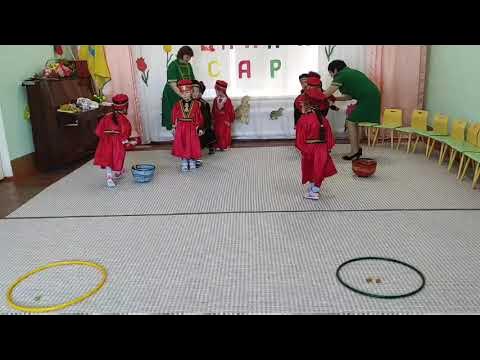 игра "Кто быстрее перенесёт альчики" - YouTube