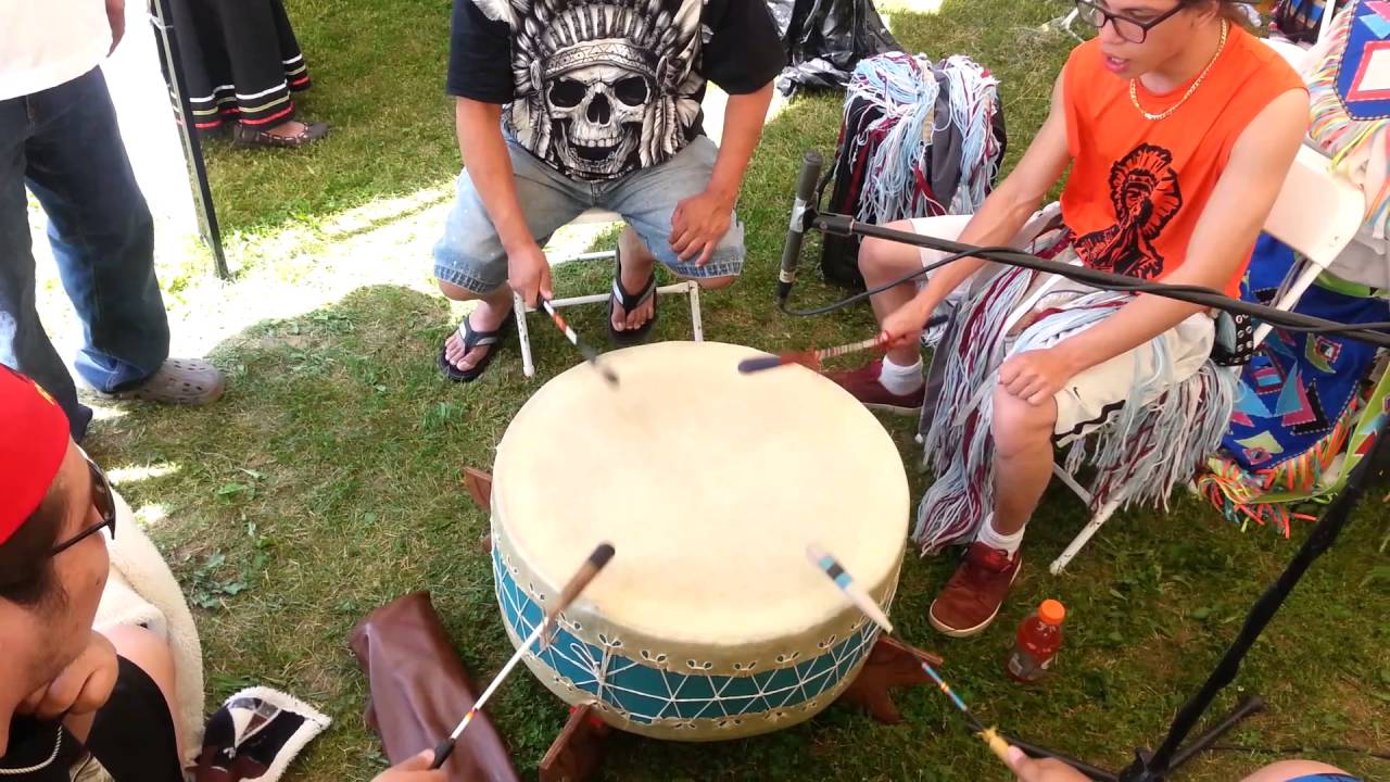 Hey cuzzins @stmarys powwow 2016 - YouTube