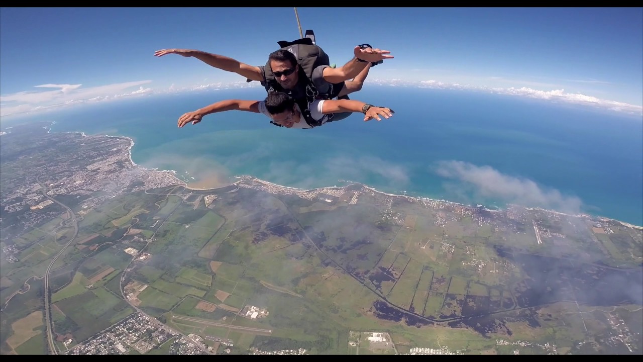 Skydiving in Arecibo Puerto Rico - YouTube
