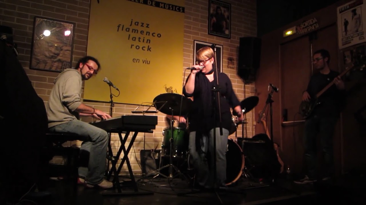 David "Sam" Quartet in JazzSí, Barcelona - YouTube