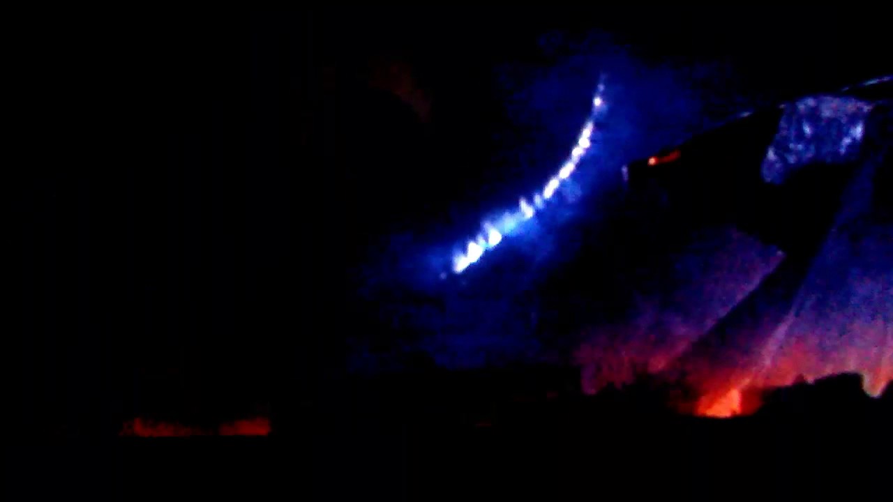 Godzilla 2014 atomic breath scene - YouTube