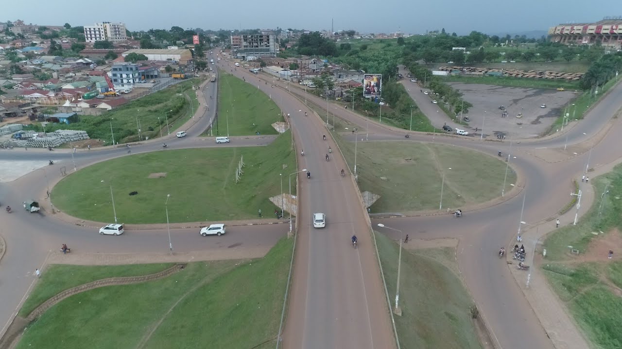 ROAD NETWORKS IN UGANDA - YouTube