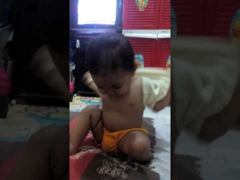 Gerah, buka baju