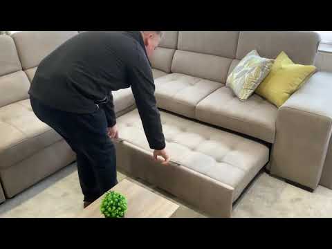 Carnaby Caravans- pull out day bed