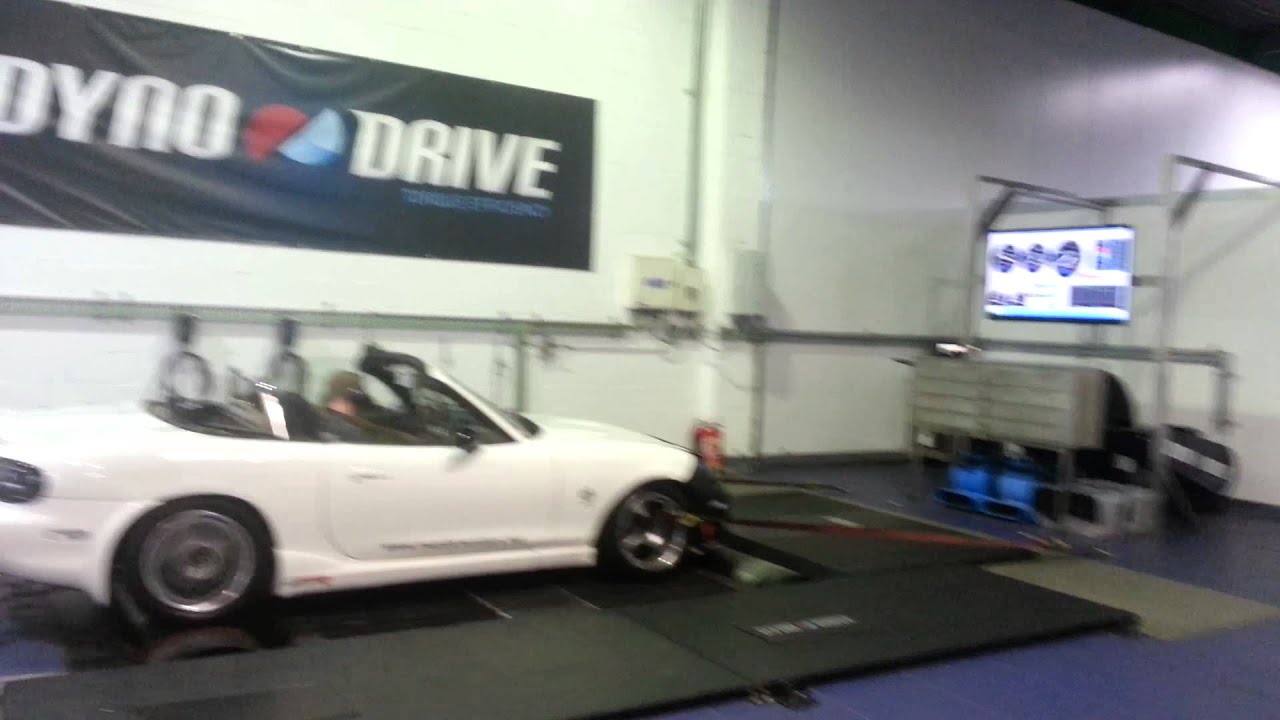 DynoDrive test my Mk2 VS Roadster! - YouTube