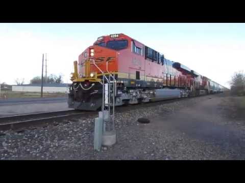 BNSF 4294/BNSF 6712 compilation - YouTube