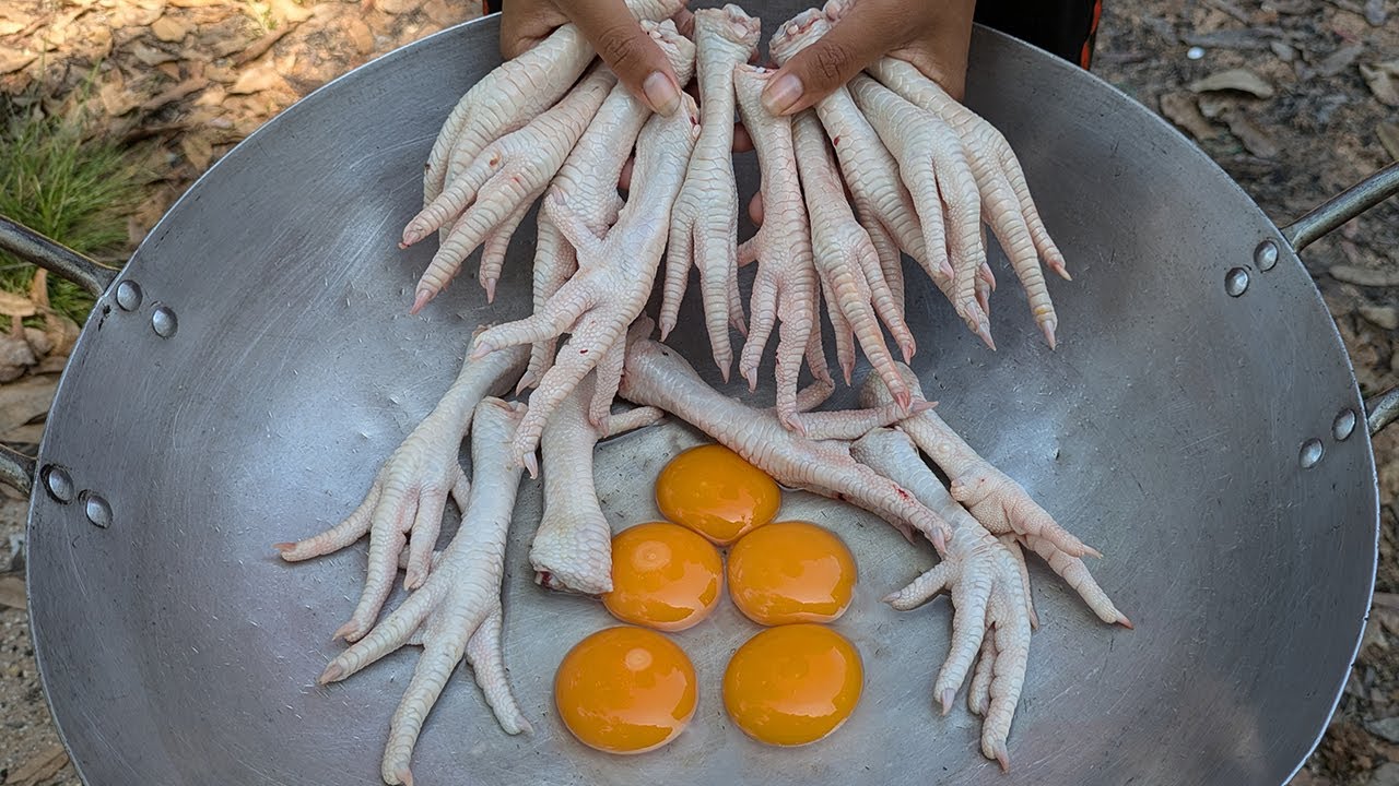 Deep Fried Chicken Feet Recipe / Crispy Fried Chicken Feet Cooking in ...