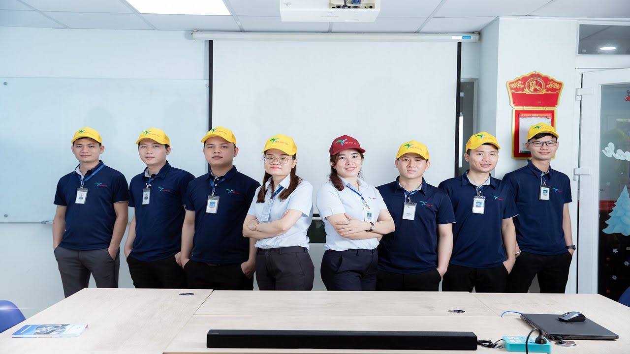 Giới thiệu Công ty TNHH Cơ Khí Chính Xác Việt Nhật Tân - YouTube