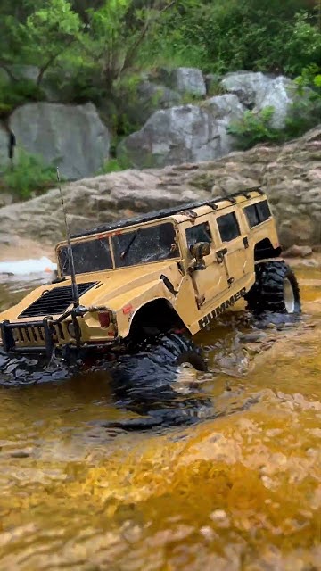 Trx4 hummer H1 rock crawler#hummer #humvee #automobile #offroad #jcb #jcbvideo #rccar #rccar # ...