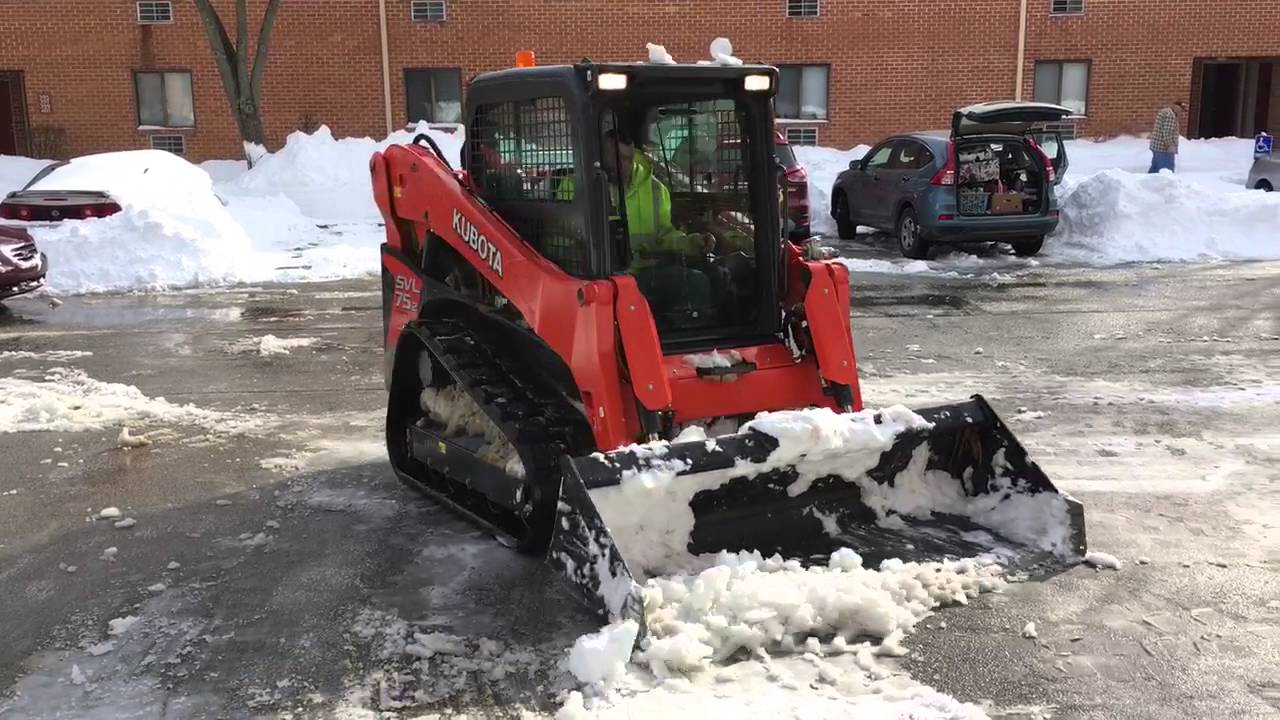 Kubota SVL 75 | Snow Plowing | Parking Lot | Part 3 - YouTube