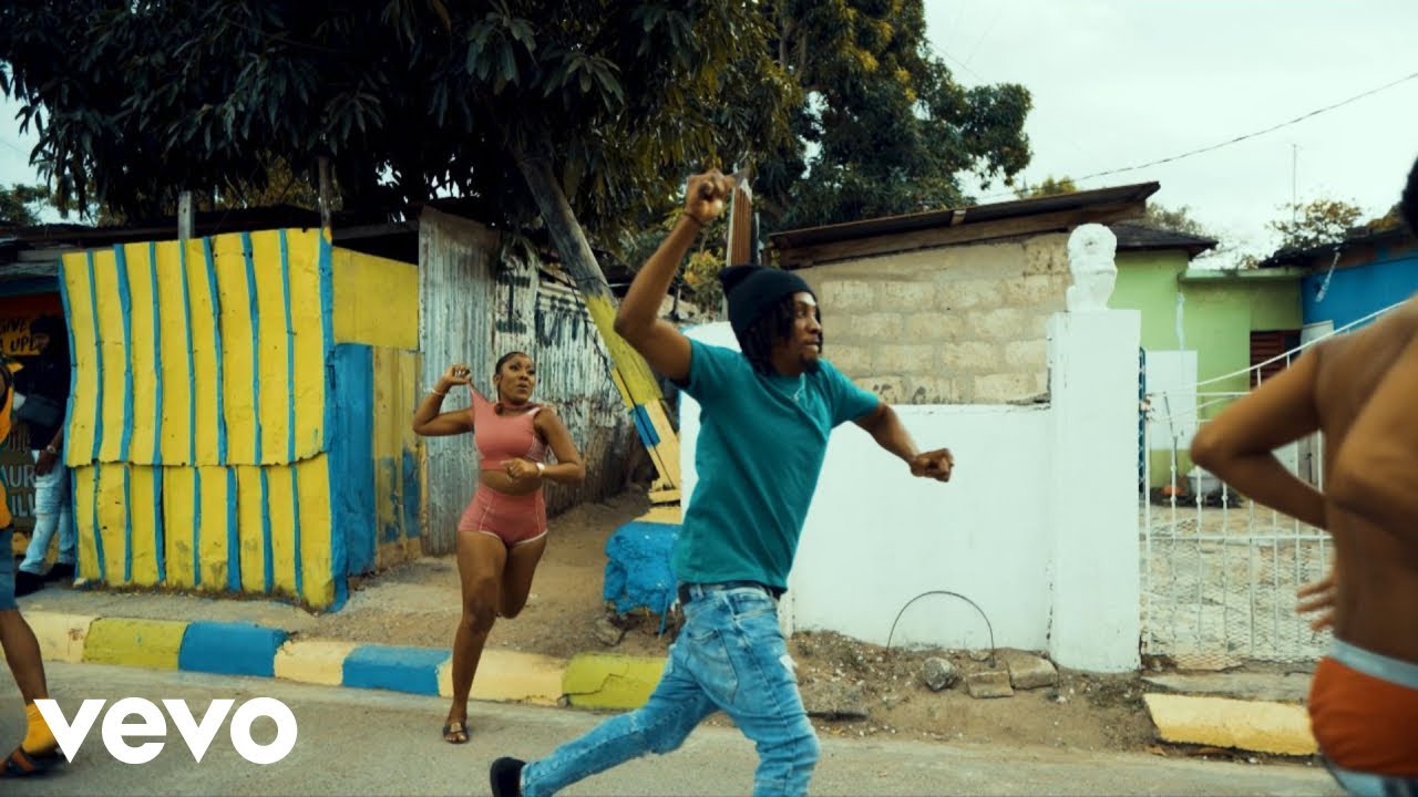 Roze Don, Countree Hype - Different (Official Music Video) - YouTube