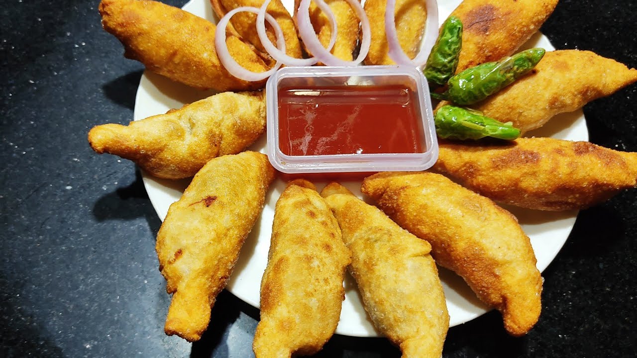 Chicken filled evening snacks | Spicy evening snacks| Easy Chicken ...