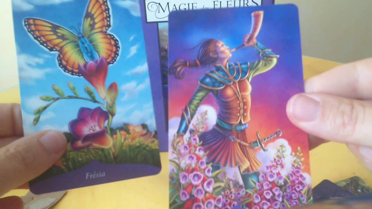 UNBOXING L'ORACLE DE LA MAGIE DES FLEURS - YouTube
