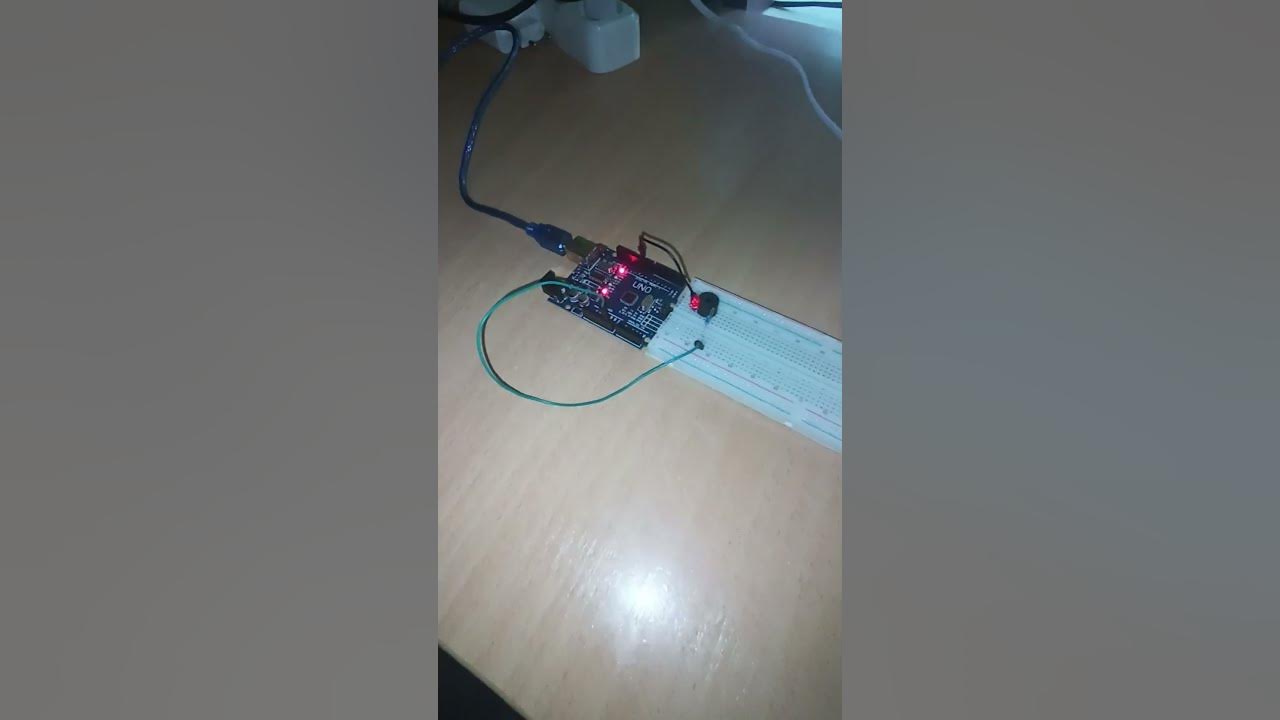 SOS signal Arduino DIY - YouTube