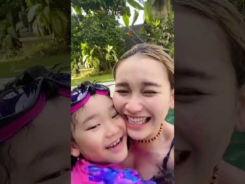 AYU TING TING RAYAKAN ULANG TAHUN BILQIS DI BALI