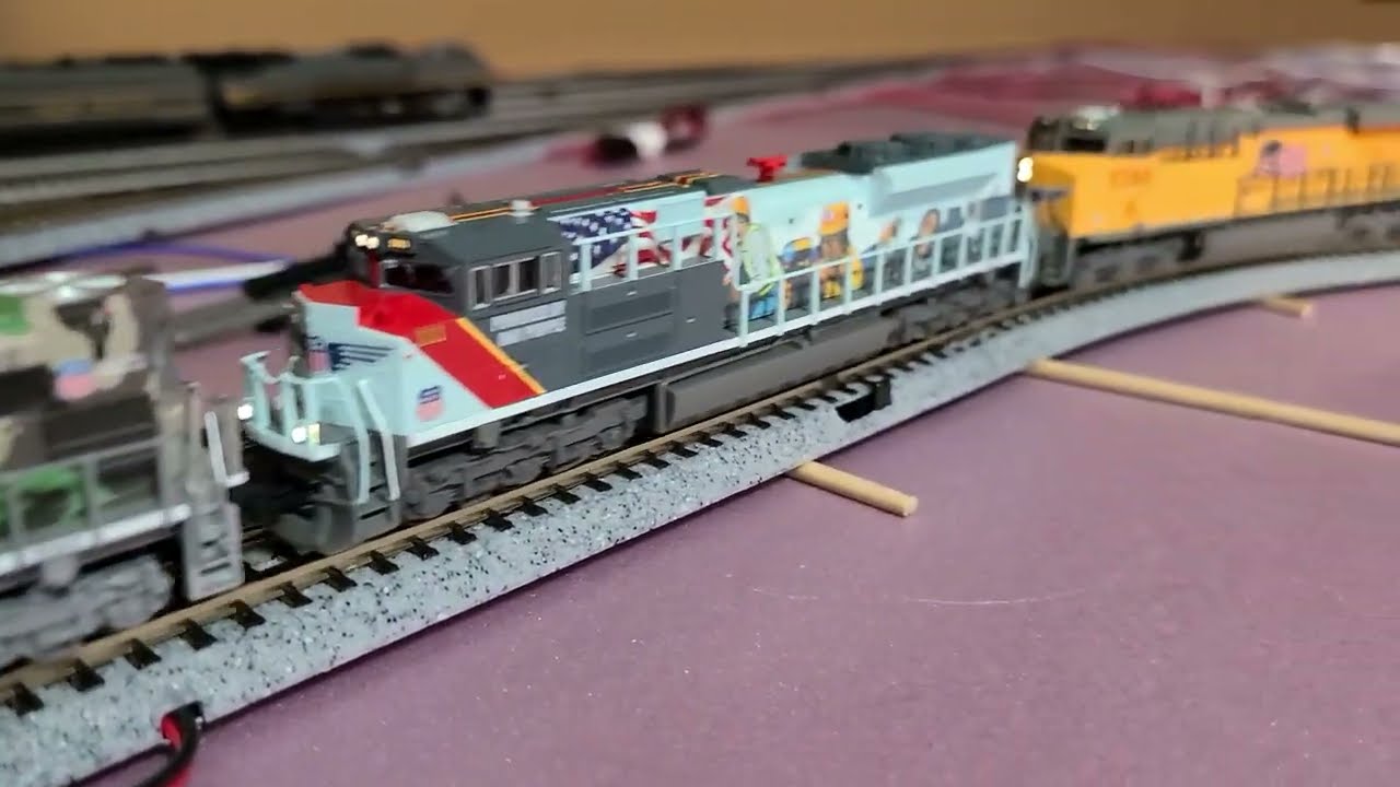 Beginning of My Kato Unitrack L-Shaped Layout, Turntable DCC Tips - YouTube