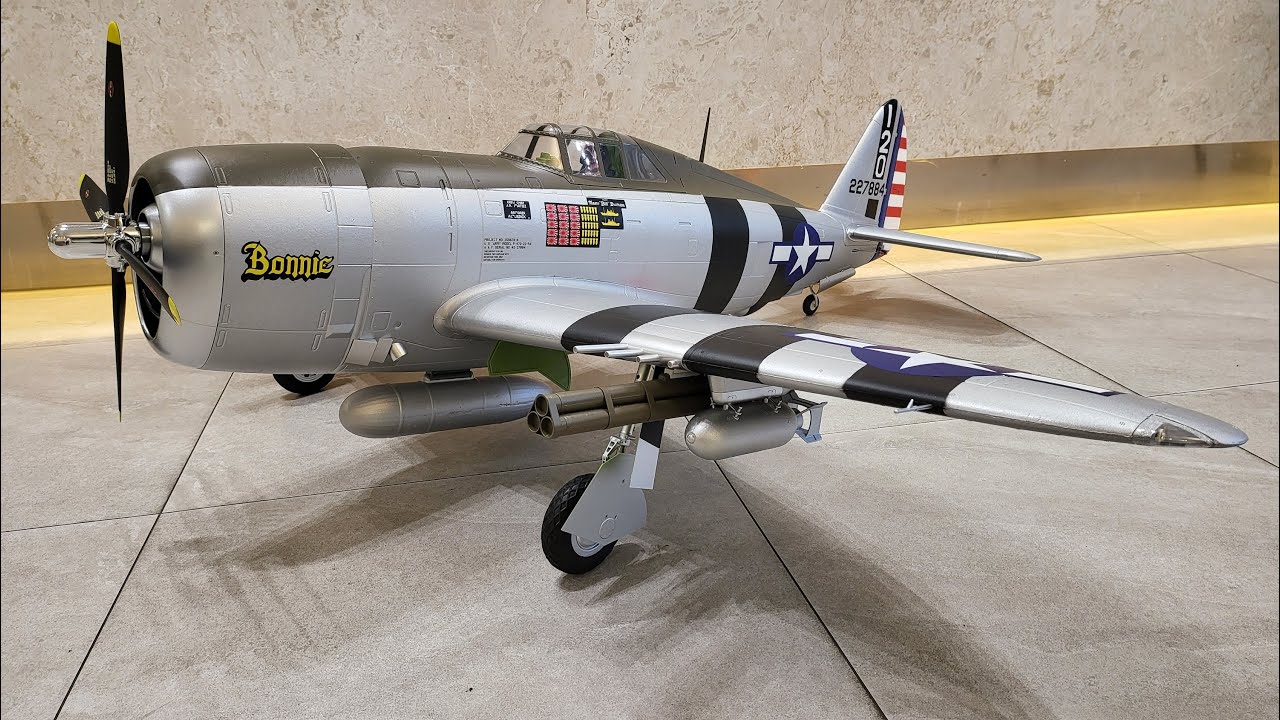 FMS P-47 Razorback - Maiden Flight & Emergency Landing - YouTube