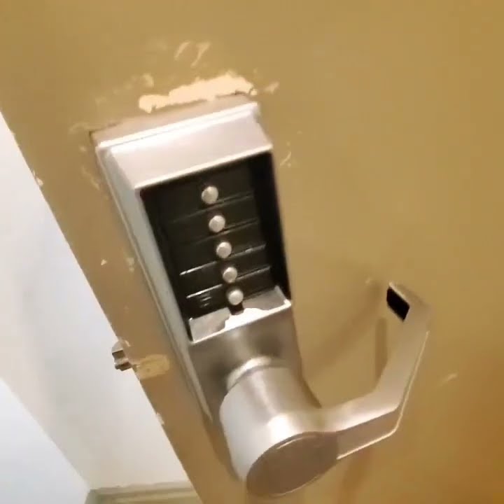 digital locks #kaba #simplex - YouTube