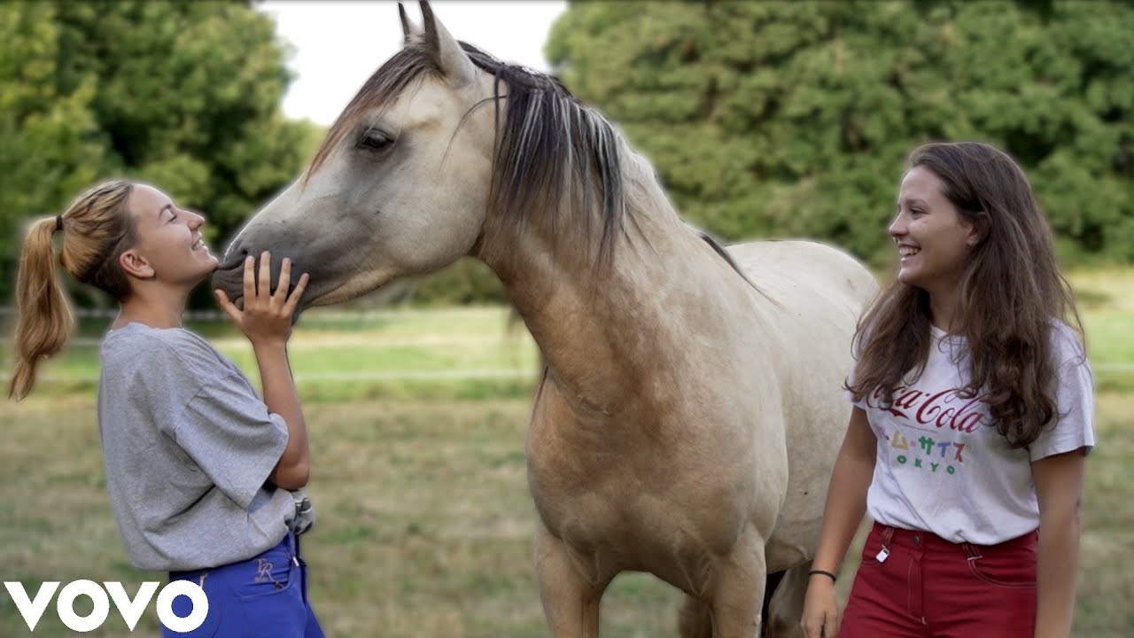 LA CHANSON DE ROMÉO - Southpaw ft. Coline Sicre - YouTube