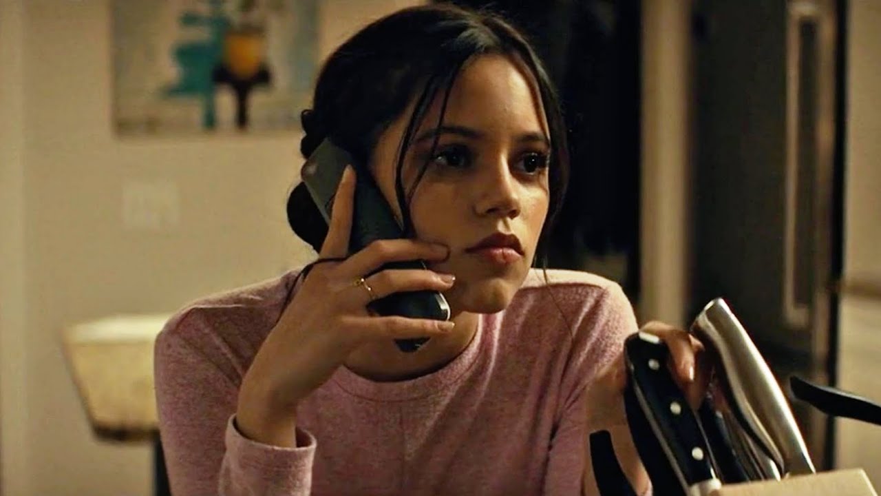 Scream: Grita | Escena Inicial (1/3) [Español Latino] - YouTube