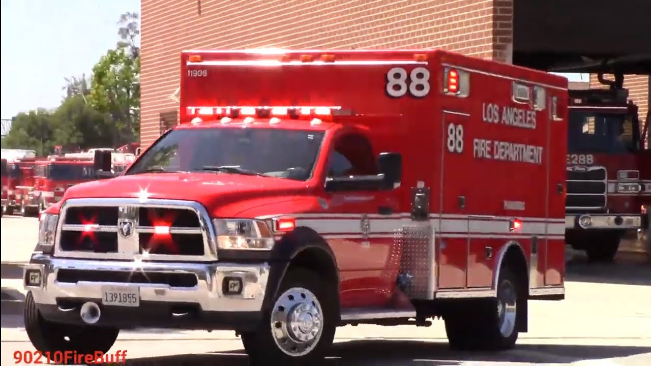 LAFD Rescue 88 Responding - YouTube
