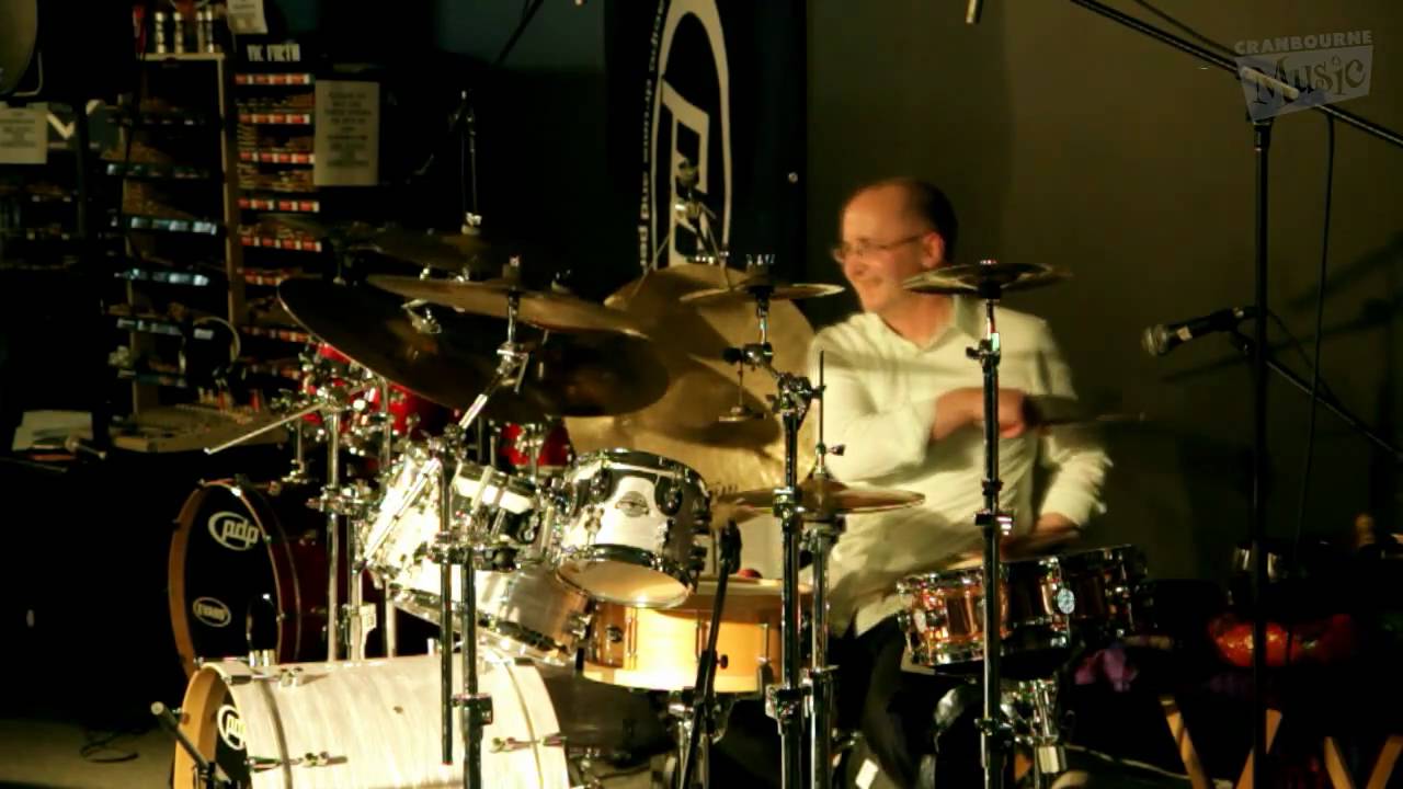 David Jones - An Energising Drum Solo - YouTube