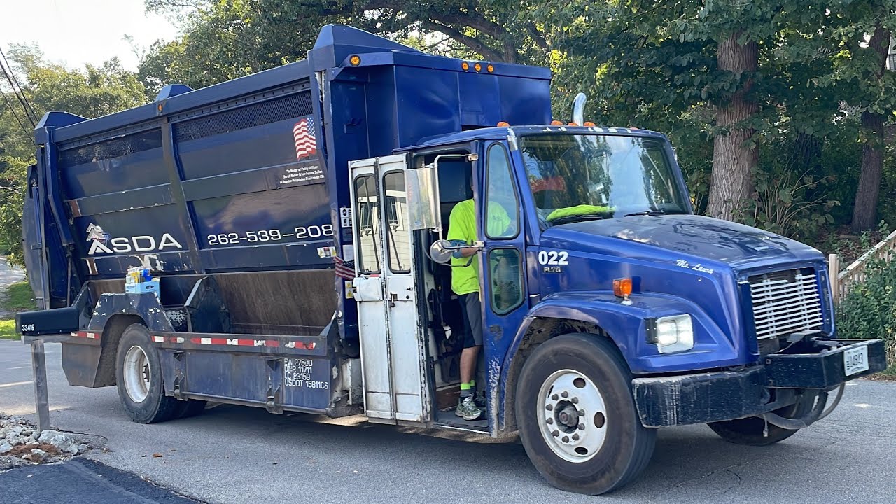 ASDA Freightliner FL70 Labrie Maximizer Recycle Truck - YouTube
