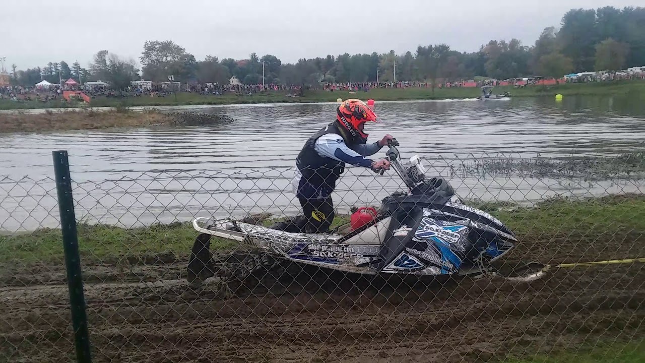 grass drag - snowmobile water races - YouTube