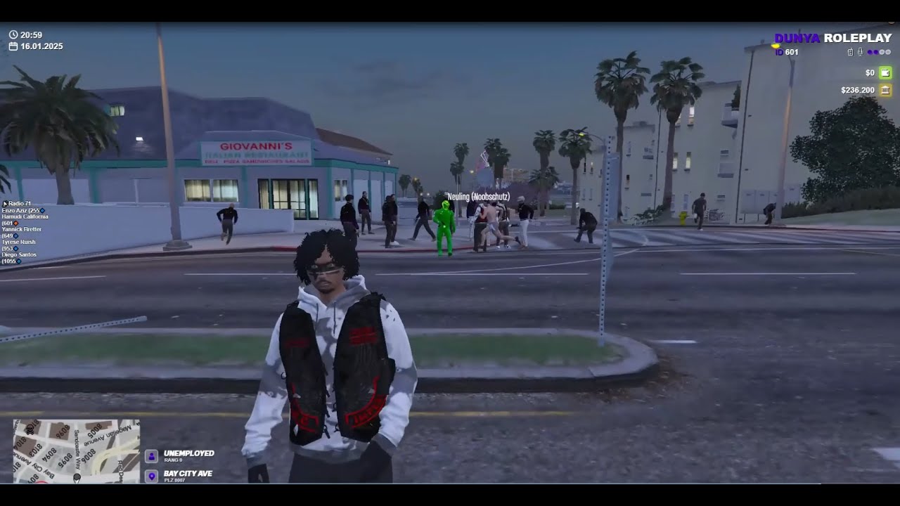 Hamudi California verteilt auf Dunya RP #1 #Dunya - YouTube