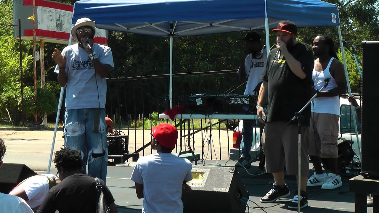 Jackson MS Hip Hop at Sneaky Fest: "Cripple Fight" - YouTube