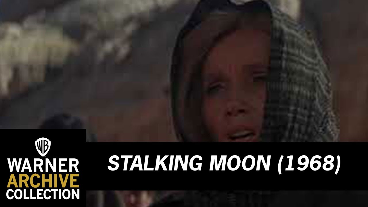 Clip HD | Stalking Moon | Warner Archive - YouTube