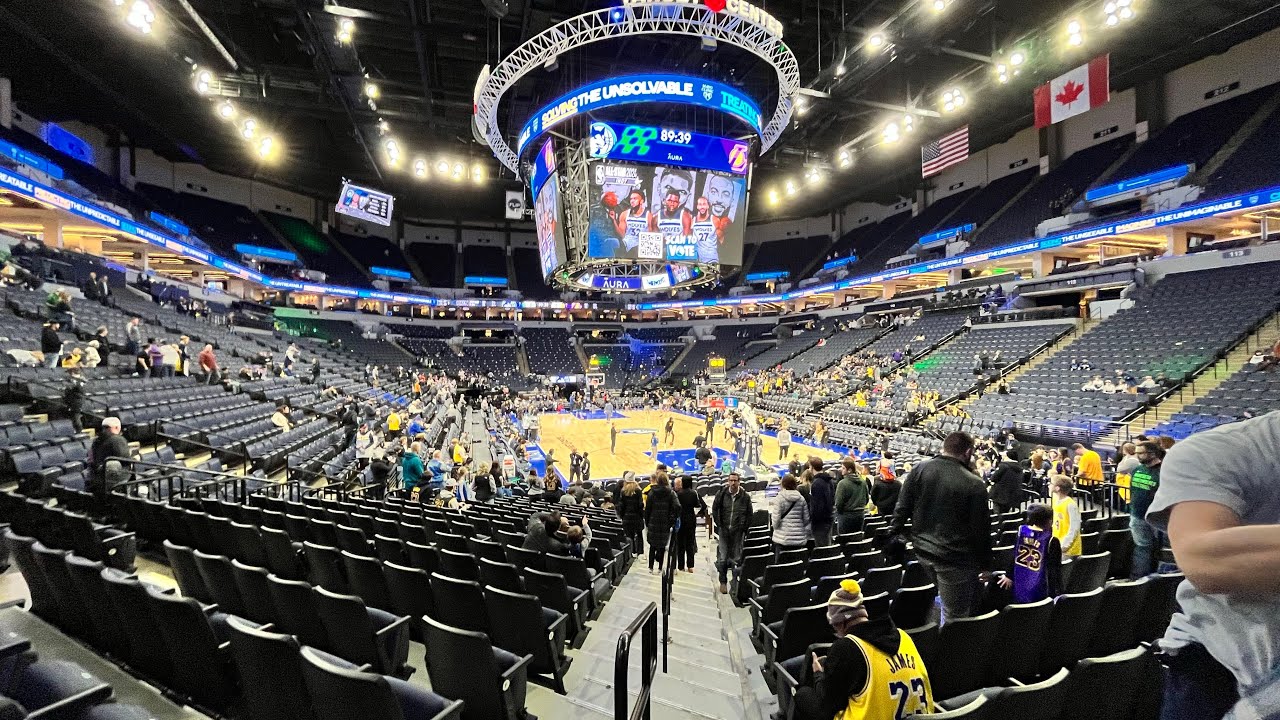Lakers vs Timberwolves Basketball at Target Center, Minneapolis. Dec 30 ...