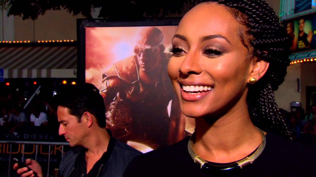 Riddick "World Premiere" Keri Hilson - YouTube